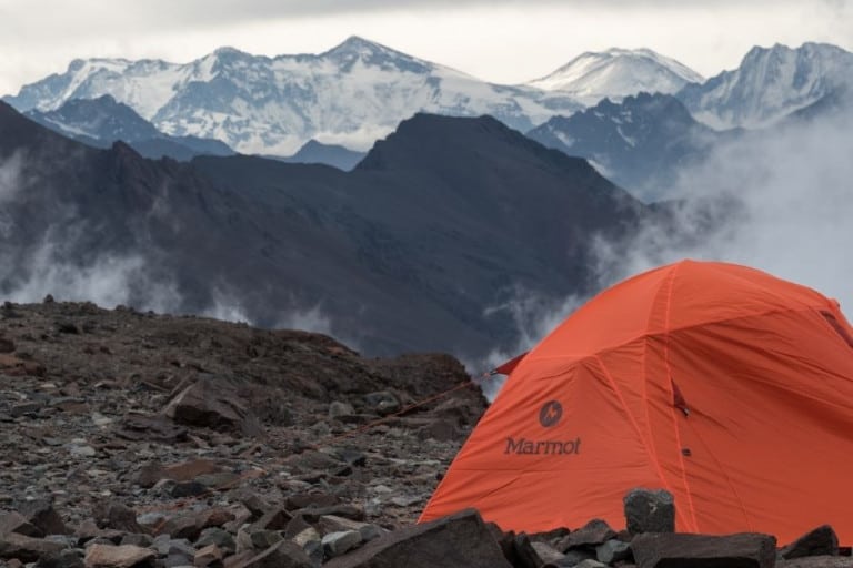 ¿Cómo elegir una carpa? Todo lo que debes saber