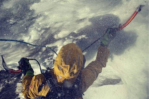 ¿Cómo elegir un Piolet? Usos, tipos, materiales y tamaños